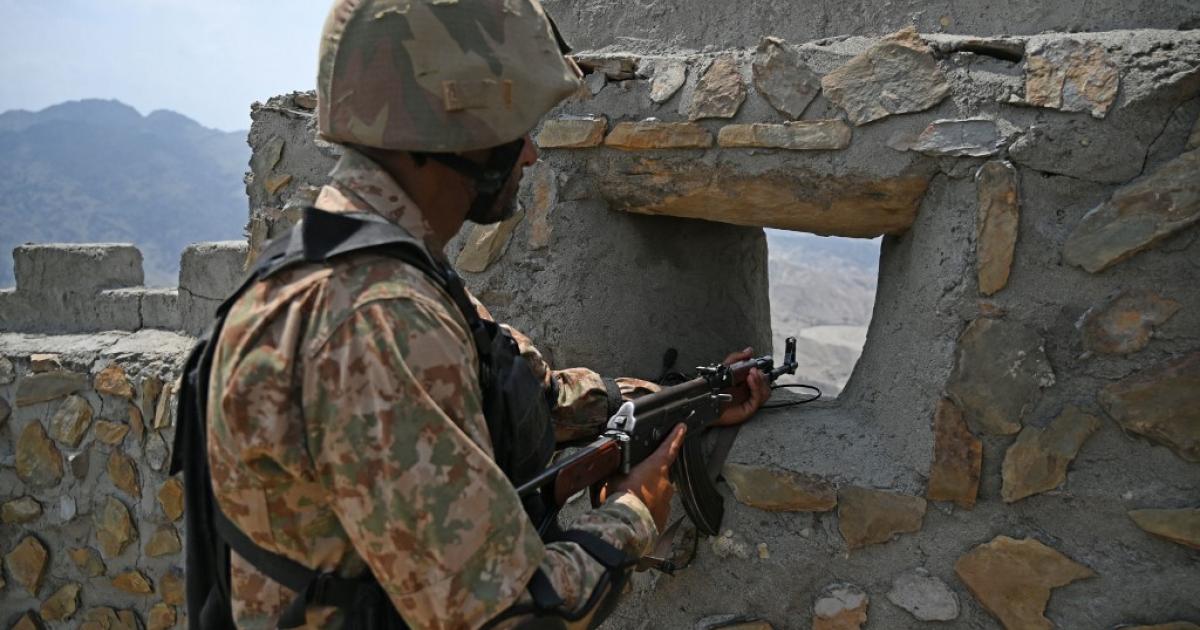 یک سرباز ارتش پاکستان در پی تیراندازی از خاک افغانستان کشته شد