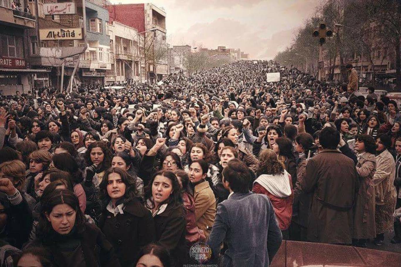 نبرد چهل ساله برای رهایی از ظلم حجاب اجباری ایندیپندنت فارسی