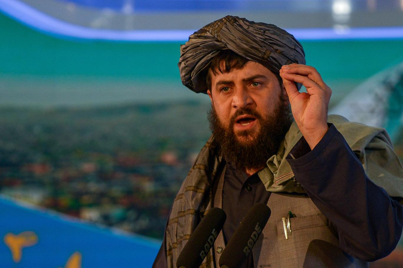وزارت دفاع طالبان دهها کارمند دولت پیشین را از کار اخراج کرد